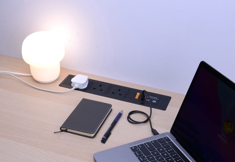 Desktop Power Station – 3 Sockets with Dual USB Quick charger (Recessed ...